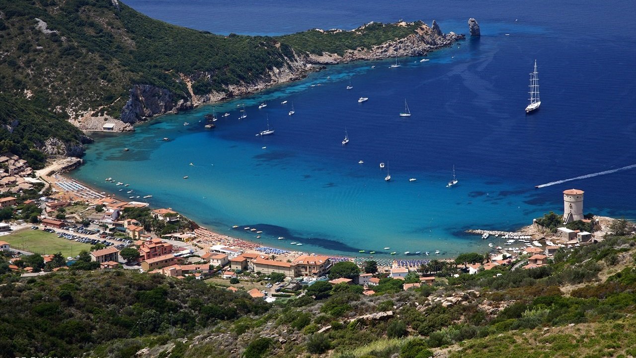 Giglio Campese beach, Giglio, Italy - Ultimate guide (October 2025)