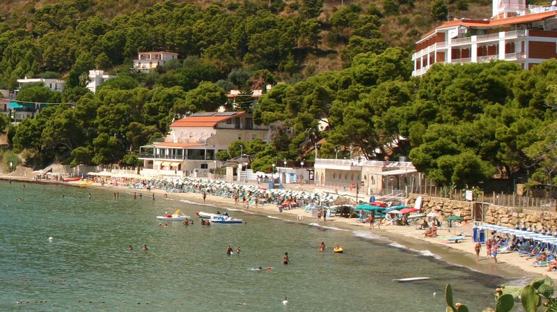 Ogliastro Marina beach, Cilento, Italy - Ultimate guide (November 2024) Ogliastro Marina beach, Cilento, Italy - Ultimate guide (November 2024)